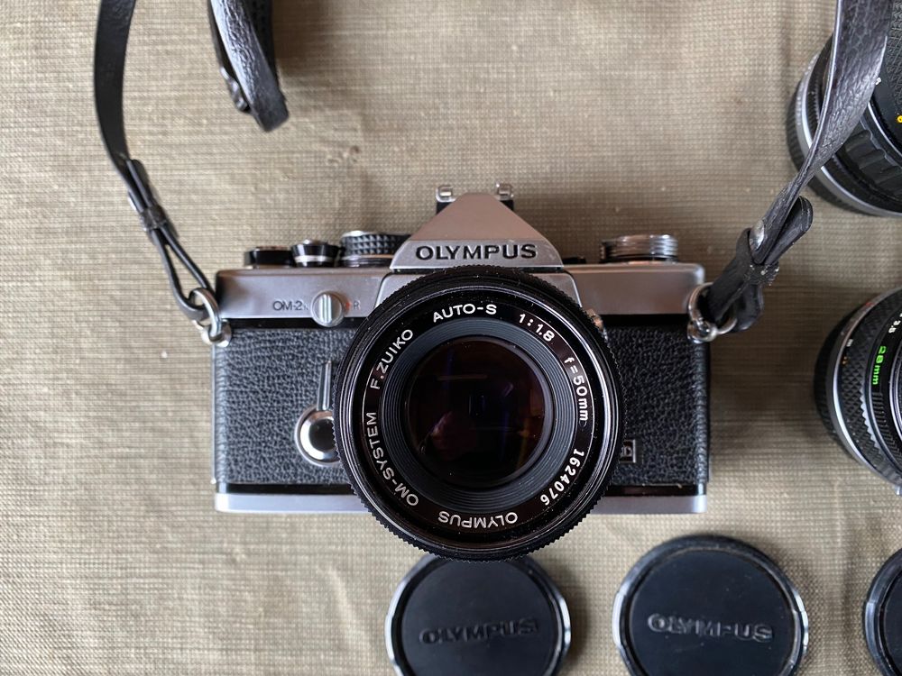 Olympus OM-2n Kamera mit Zubehör | Kaufen auf Ricardo