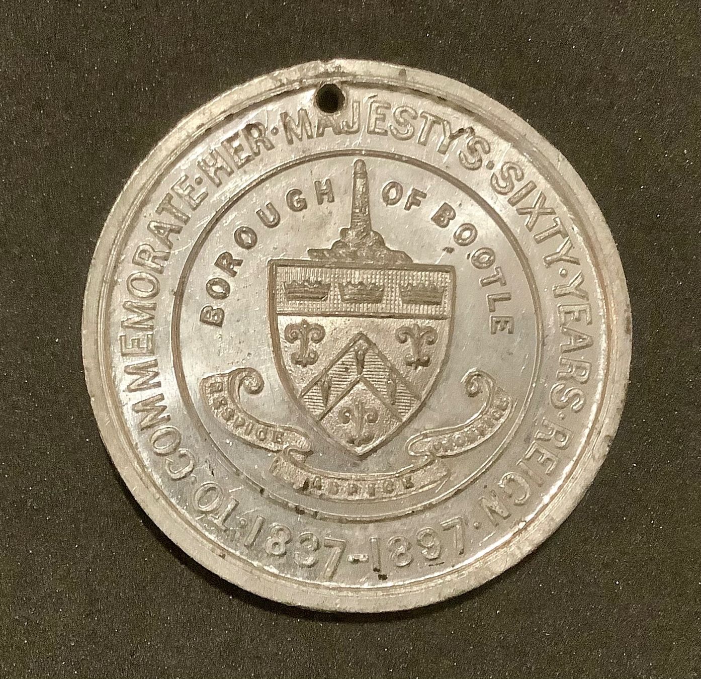 1897 QUEEN VICTORIA Antike Jubiläums Medaille England London (Gebraucht ...