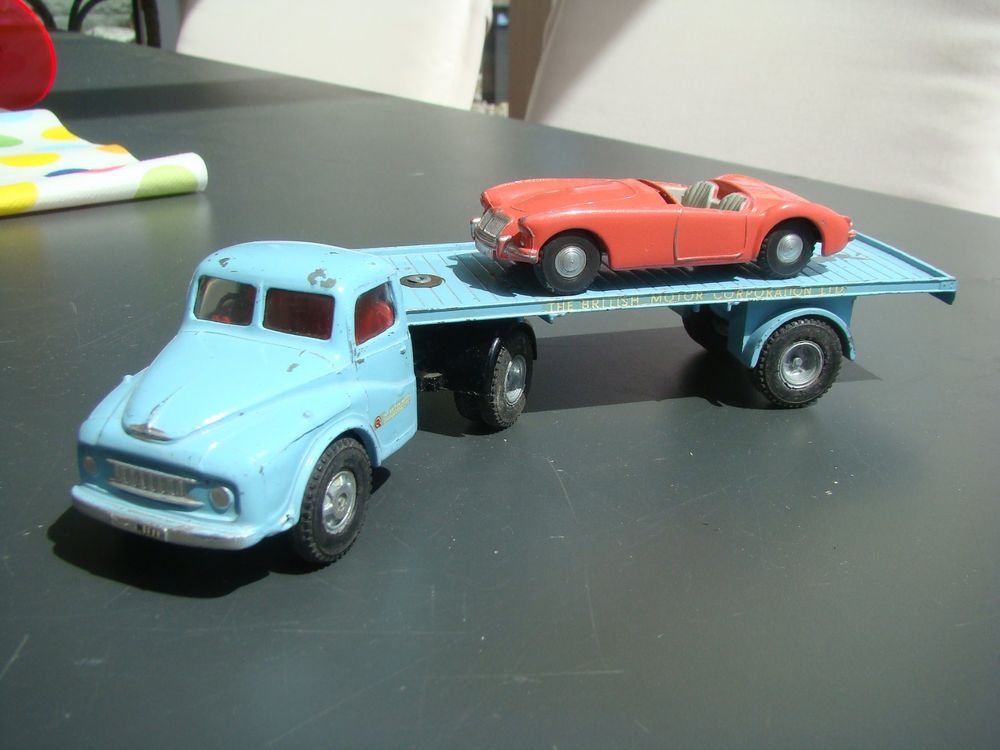 Spot on Royal Austin 503 Lastwagen mit MGA 1:42 super selten (Gebraucht ...