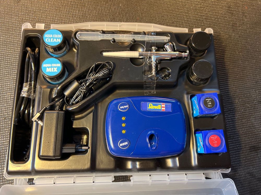 Airbrush Revell Basic Set mit Compressor | Kaufen auf Ricardo