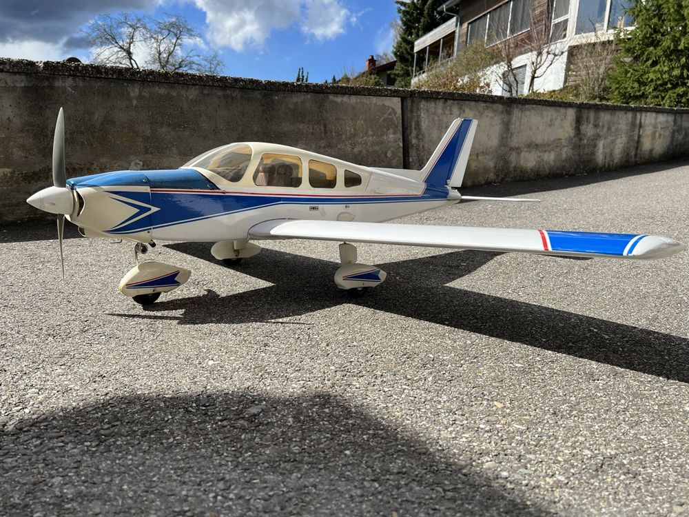 Graupner RC Modellflugzeug Piper Cheeokee | Kaufen auf Ricardo