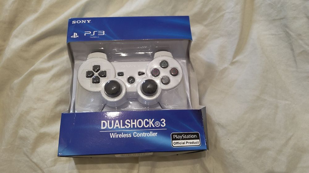 New Sony PS3 Dualshock3 Wireless Controller White | Kaufen auf Ricardo