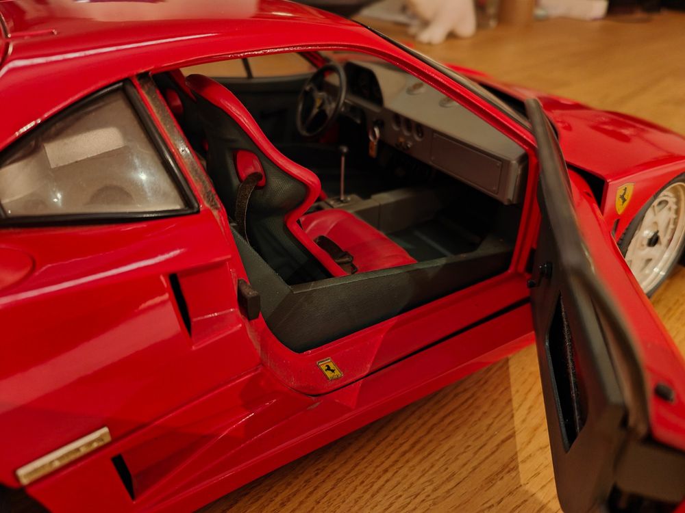 Pocher Ferrari F40 Modell 1:8 (Gebraucht) in für CHF 291 – nur Abholung ...
