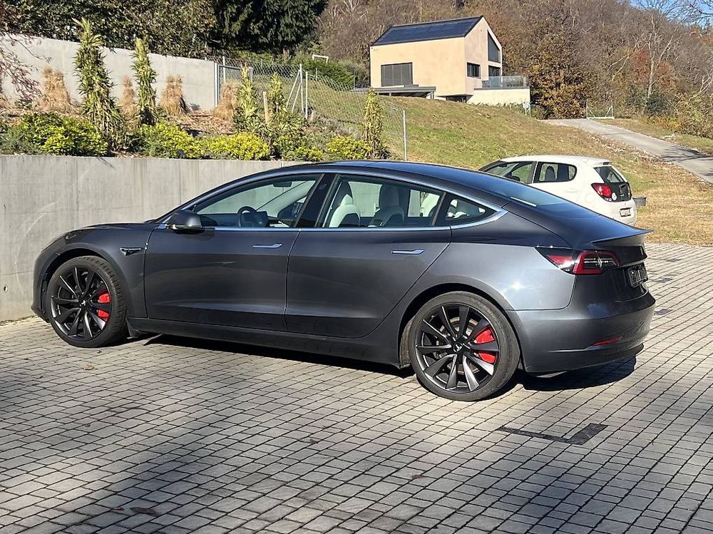 Tesla Model 3 Performance (Usato) a Agra per CHF 25000 – solo ritiro ...