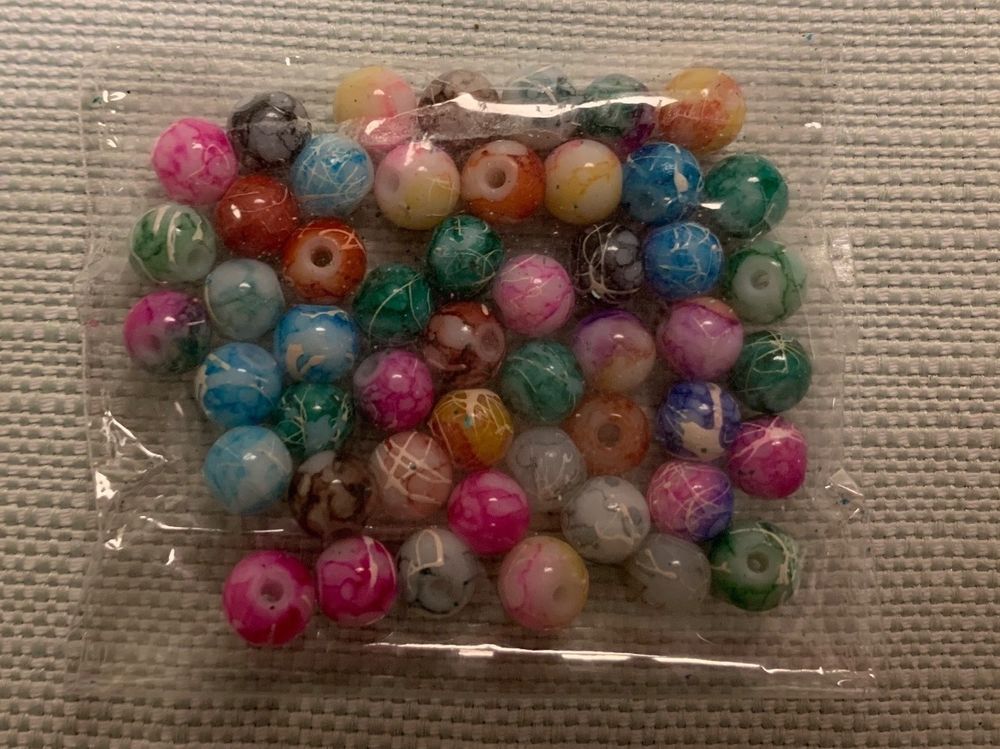 Perlen / Glasperlen 6mm Bunt, ca 50 Stk / 17g Bastelperlen (Neu (gemäss ...