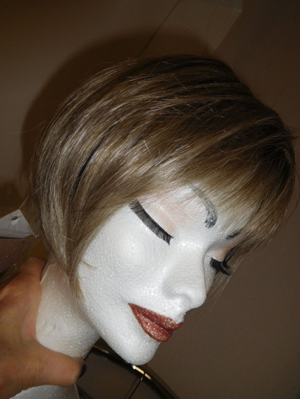 Hochwertige Perücke Zweithaar aschblond Pixie Cut NEU (Neuf avec ...