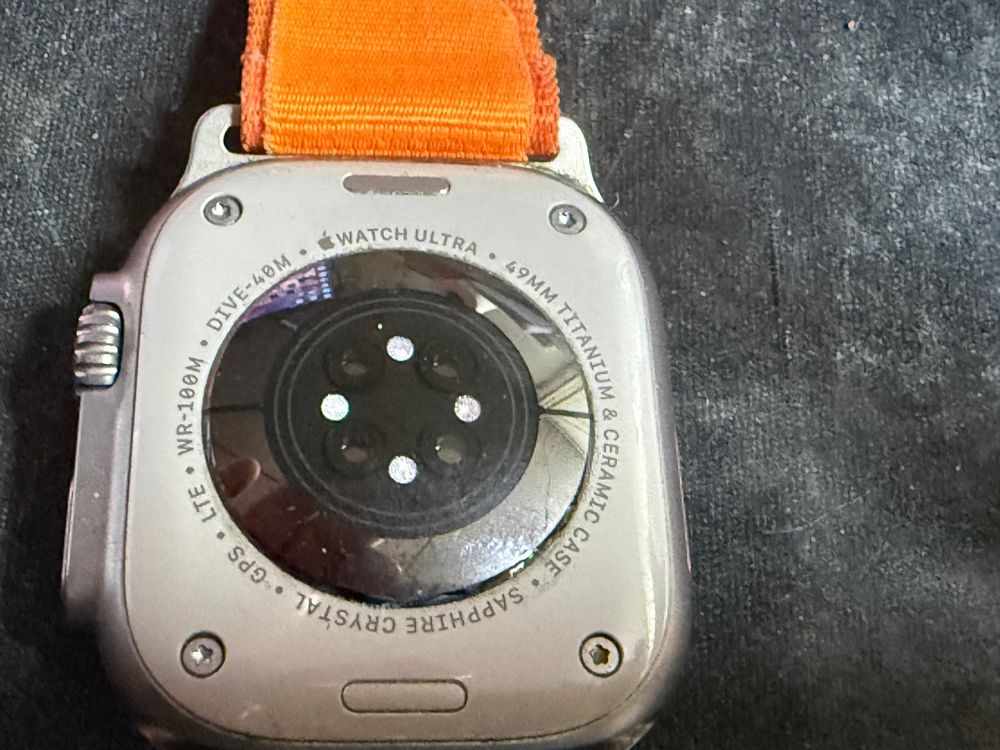 Apple Watch Ultra 2 Titanium 49mm (Gebraucht) in Au SG für CHF 210 ...