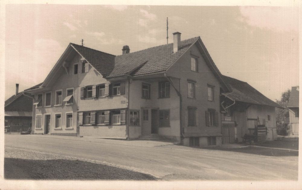 Bronschhofen, Schumachergeschäft (Gebraucht) in Bronschhofen für CHF 15 – mit Lieferung auf ...