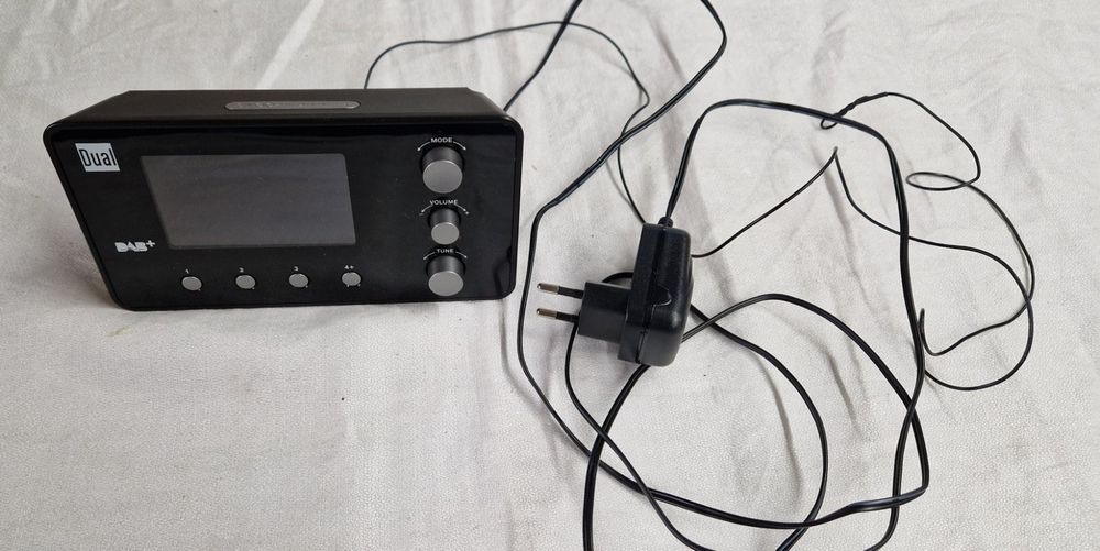 DAB RADIO (Gebraucht) in Bilten für CHF 24 – mit Lieferung auf Ricardo ...
