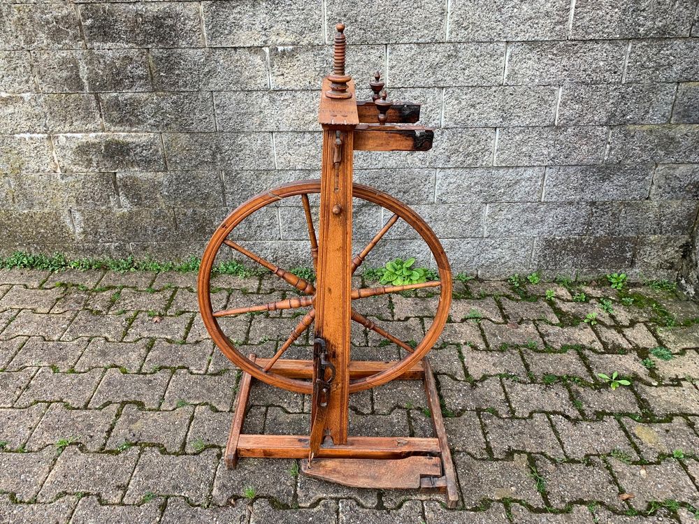 antikes Spinnrad datiert 1834, Vintage (Gebraucht) in Feldbach für CHF ...
