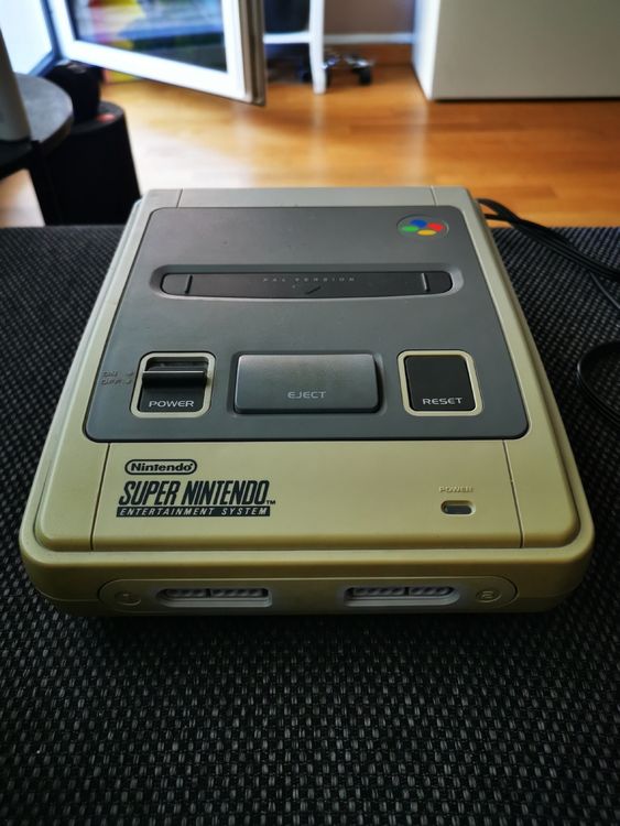 Mein alter Super Nintendo mit vielen Spielen und Zubehör (Gebraucht) in ...