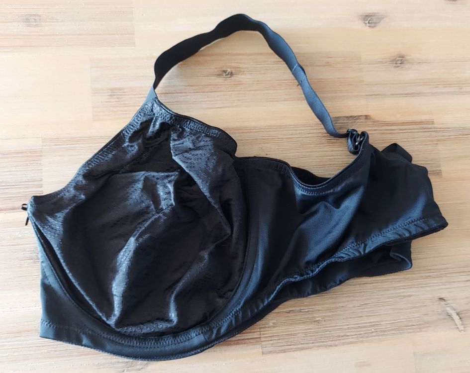 Petrolfarbener Triumph Bügel-BH Gr. 95F | Kaufen auf Ricardo