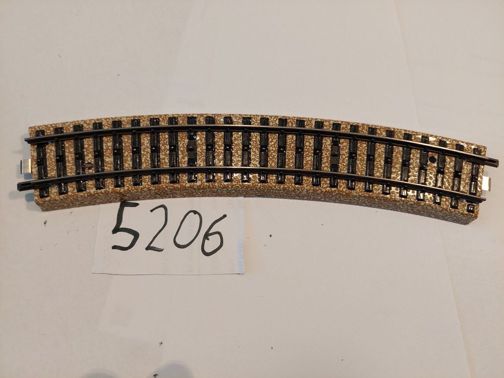 Märklin 5206 Parallelkreis 437,4 mm, 24,3° (Gebraucht) in für CHF 1 ...