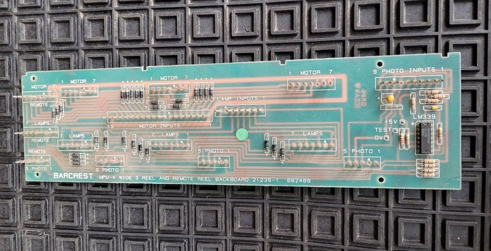 Barcrest Backboard (Neu (gemäss Beschreibung)) in Thun für CHF 50 – mit ...