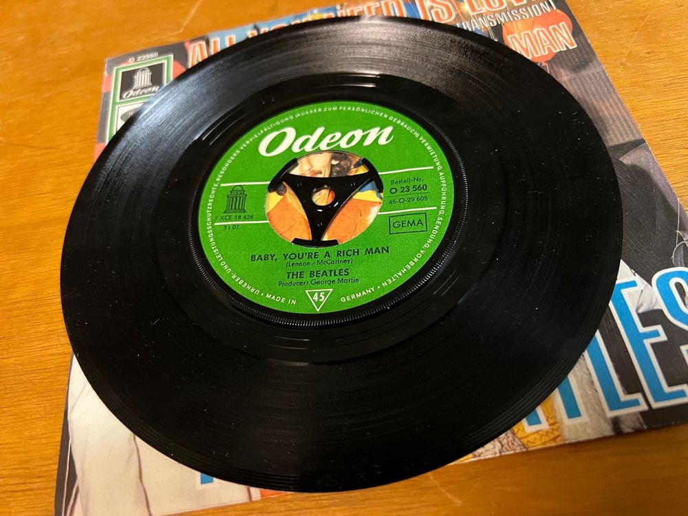 Disque 45 tours The Beatles « all you need is love » de 1967 | Kaufen ...