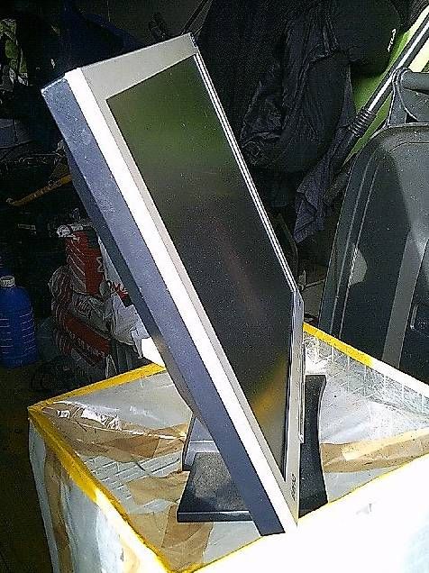 Ecran Benq pour PC 17" (D'occasion) à Le Locle pour CHF 6 – avec ...