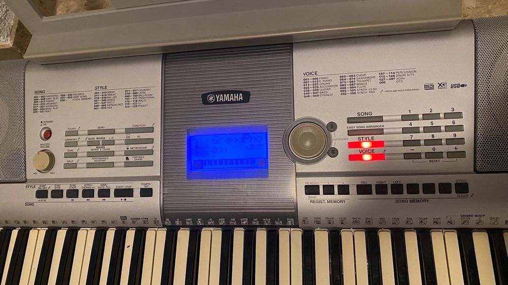 Keyboard Yamaha PSR-295 (Gebraucht) in Oberriet SG für CHF 59 – mit ...