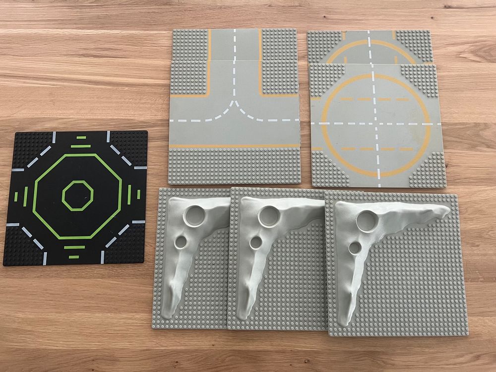 8 Lego Platten, Baseplates für Space (Gebraucht) in Arbon für CHF 62 ...