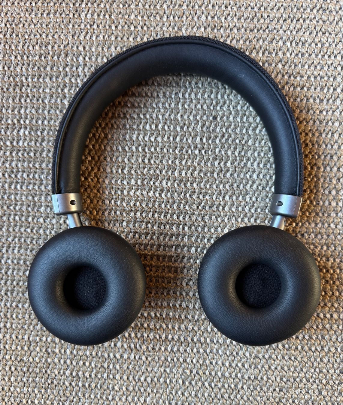 Elegantes Kopfhorer Bluetooth On Ear Bilder