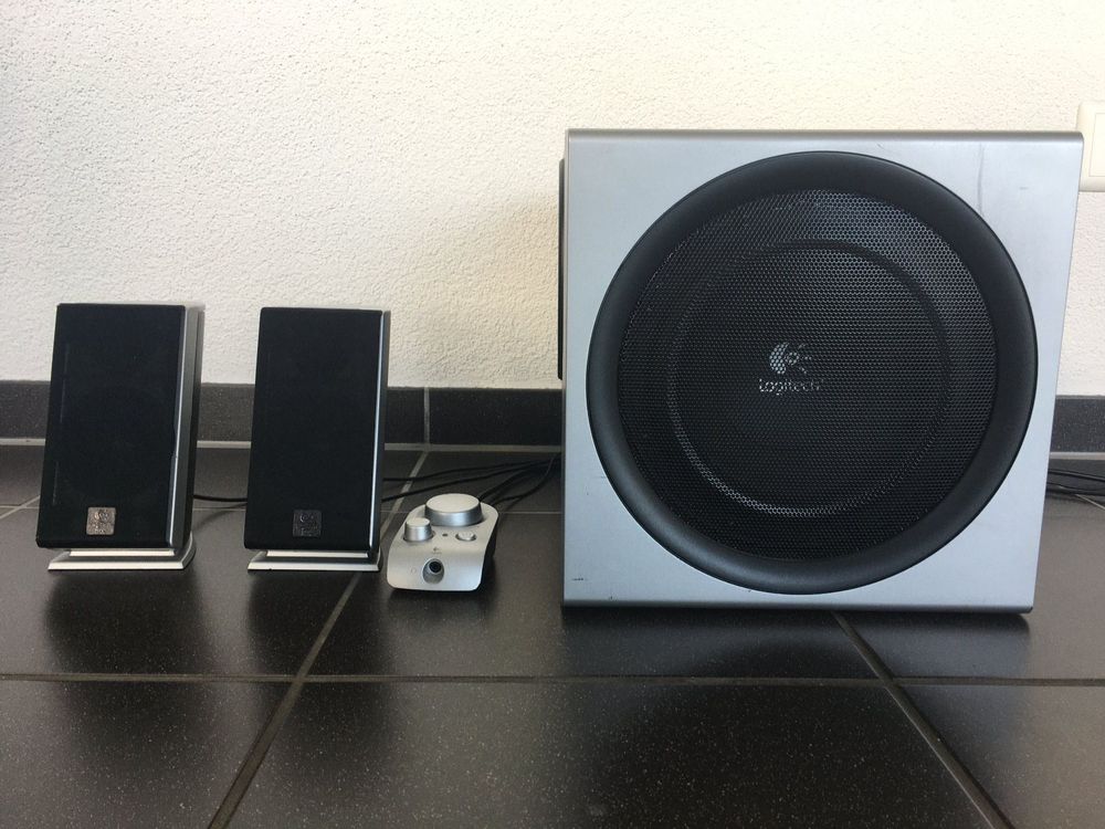Logitech Z-2300 2.1 Soundsystem | Kaufen auf Ricardo