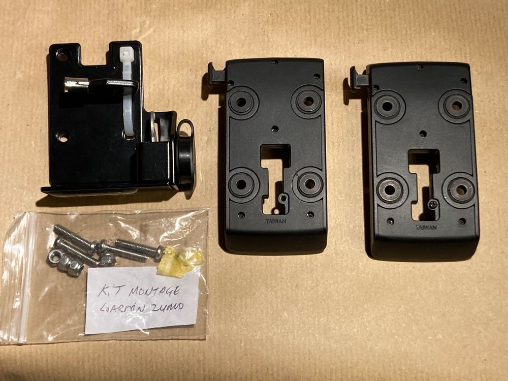 Support (2x) GPS Garmin ZUMO 346 396 345 395 avec Lock (Gebraucht) in ...