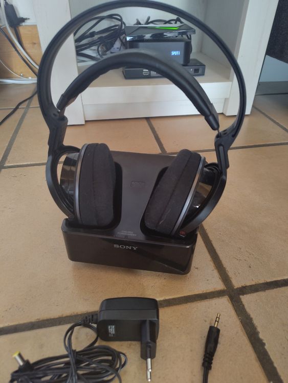 Sony TMR-RF855R Funkkopfhörer schwarz - Akku defekt (Defekt) in ...