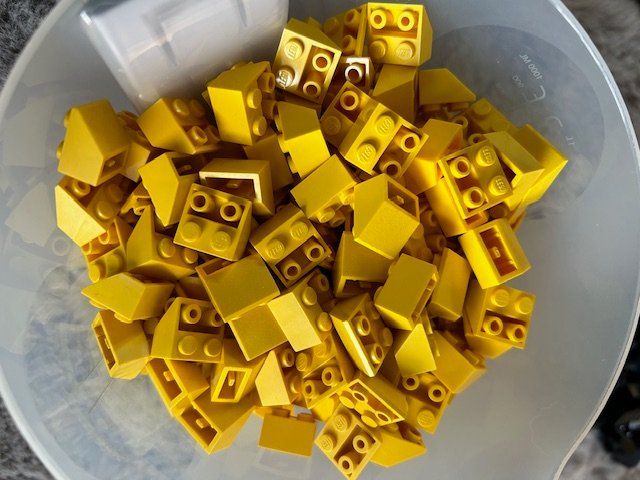 LEGO 140 Gramm / ca. 115x Schrägstein 2x2 negativ (3660) | Kaufen auf ...