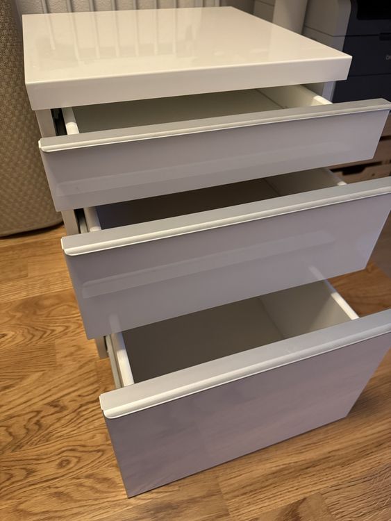 Korpus Weiss mit 3 Schubladen, Top Zustand! (Neu (gemäss Beschreibung ...
