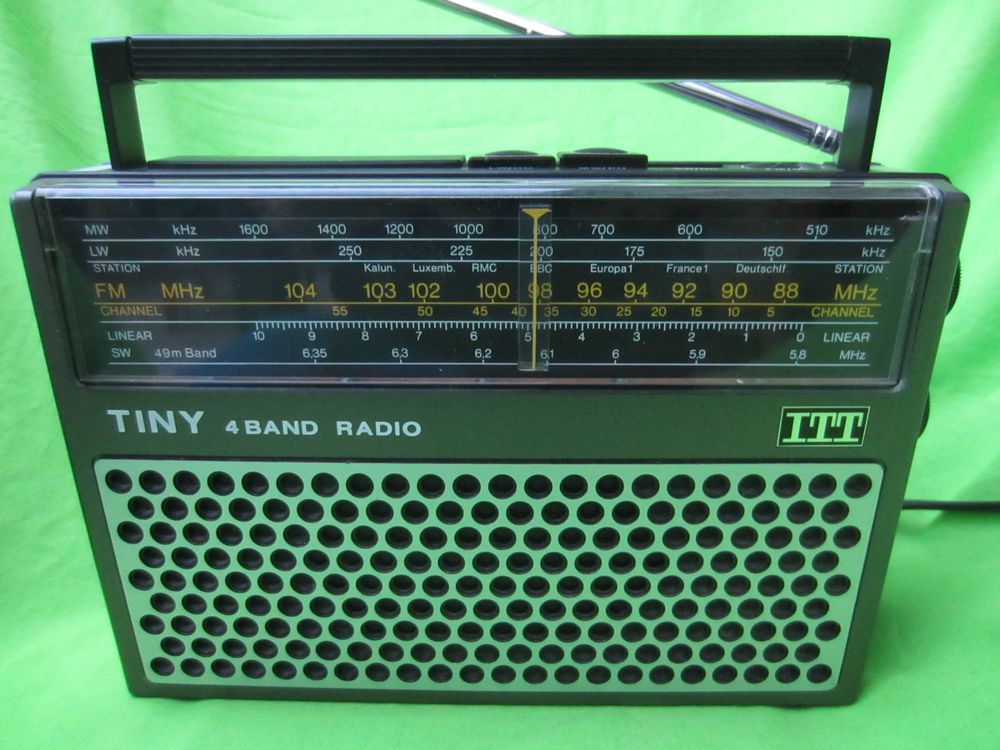 ITT TINY 109B 4 Band Radio Kult Design | Kaufen auf Ricardo