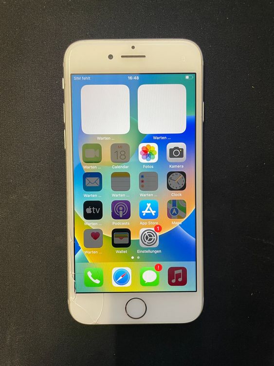 Apple iPhone 8 64GB | Weiss (Gebraucht) in Wängi für CHF 25 – mit ...