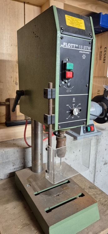 Flott 13 STW electronic Tischbohrmaschine (Defekt) in Schwerzenbach für ...