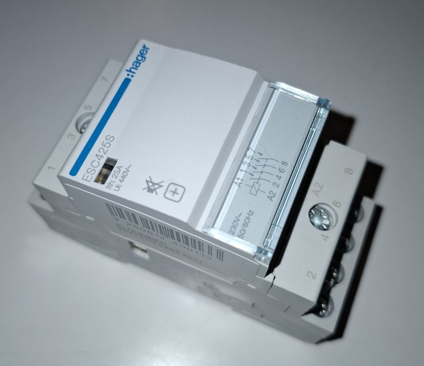 Hager ESC425S Installationsschütz 4 Schließer 400 V (Gebraucht) in St ...