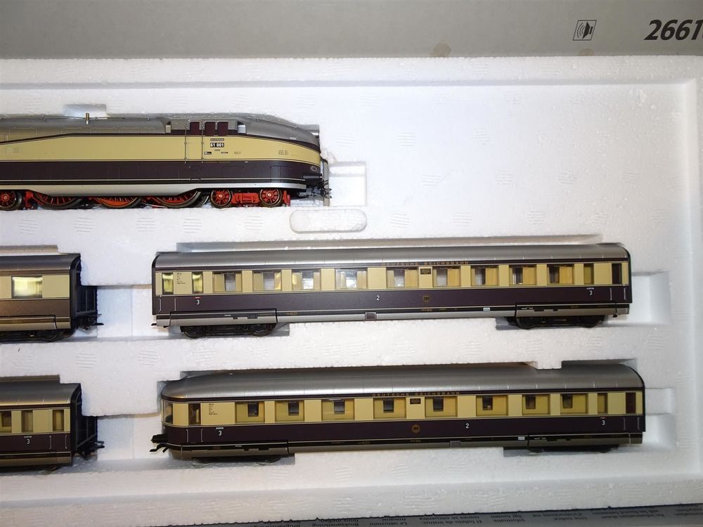 Märklin Henschel Wegmann MFX HO 26610 (Gebraucht) in Luzern für CHF 400 ...