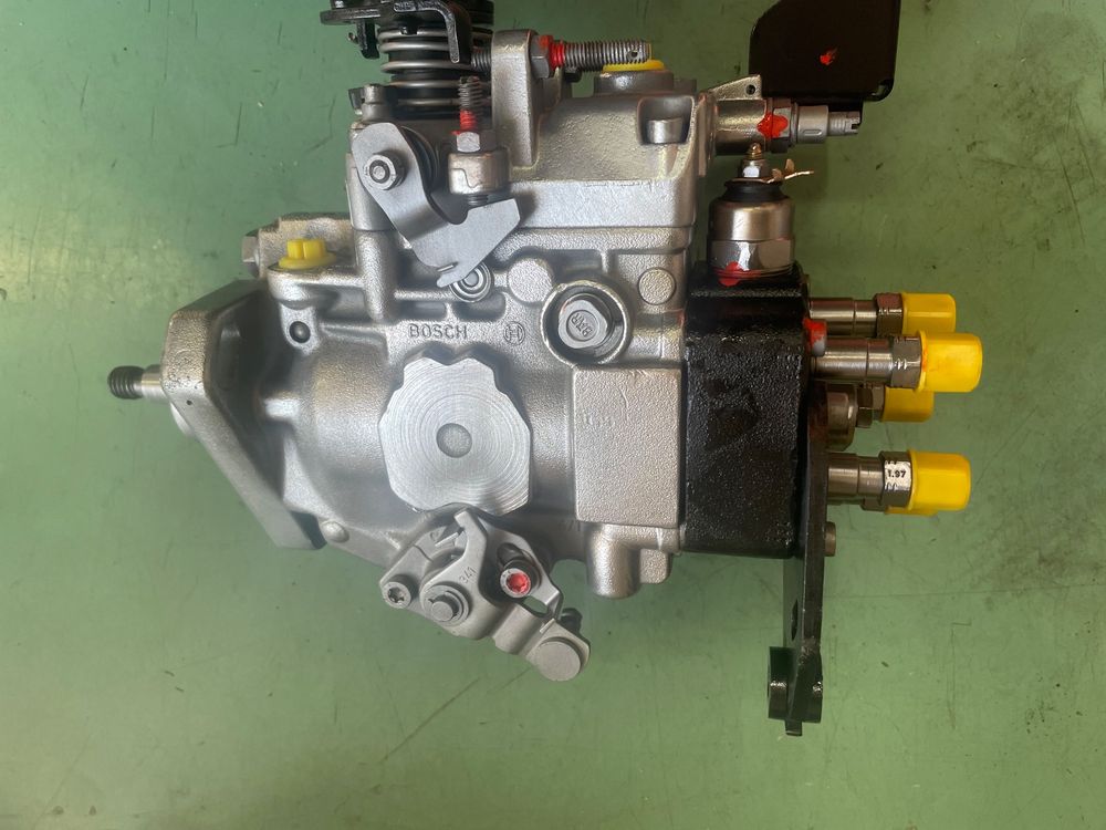 Einspritzpumpe VW T4 TRANSPORTER 2,4 D 57kw 074130110J 07413 (Neu ...