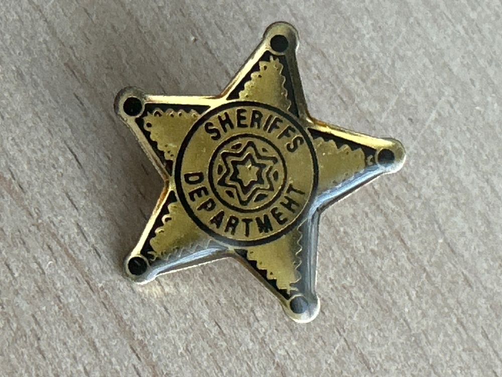 Pin Sheriffs Department | Kaufen auf Ricardo