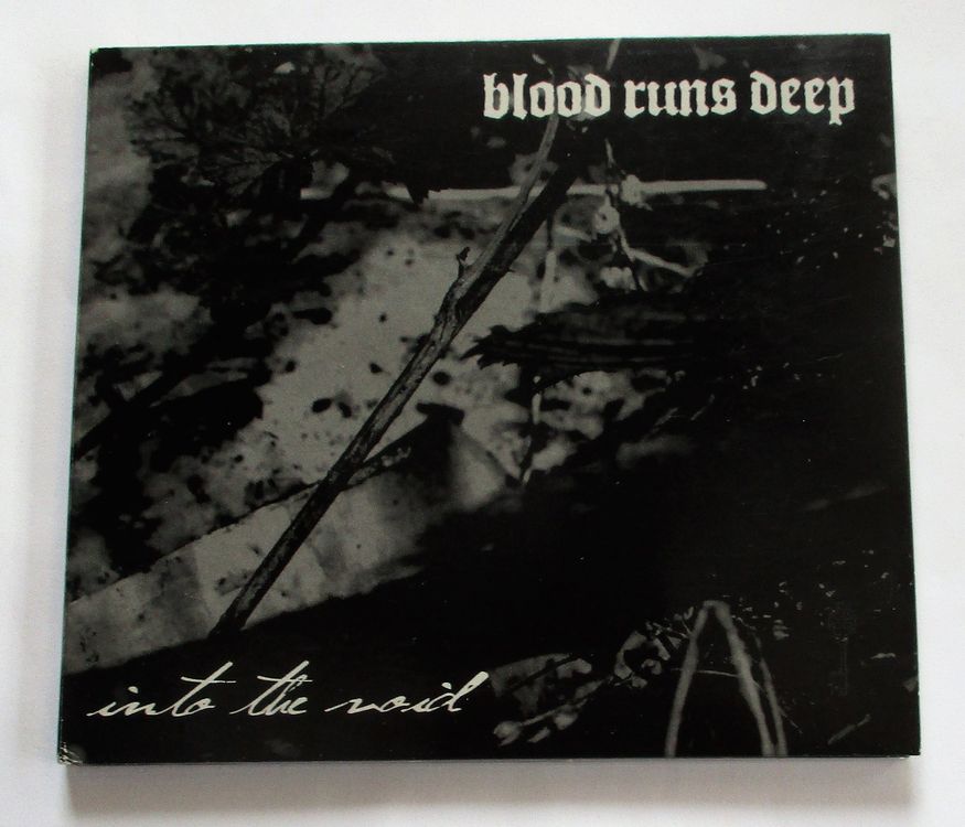 BLOOD RUNS DEEP - Into The Void | Kaufen auf Ricardo
