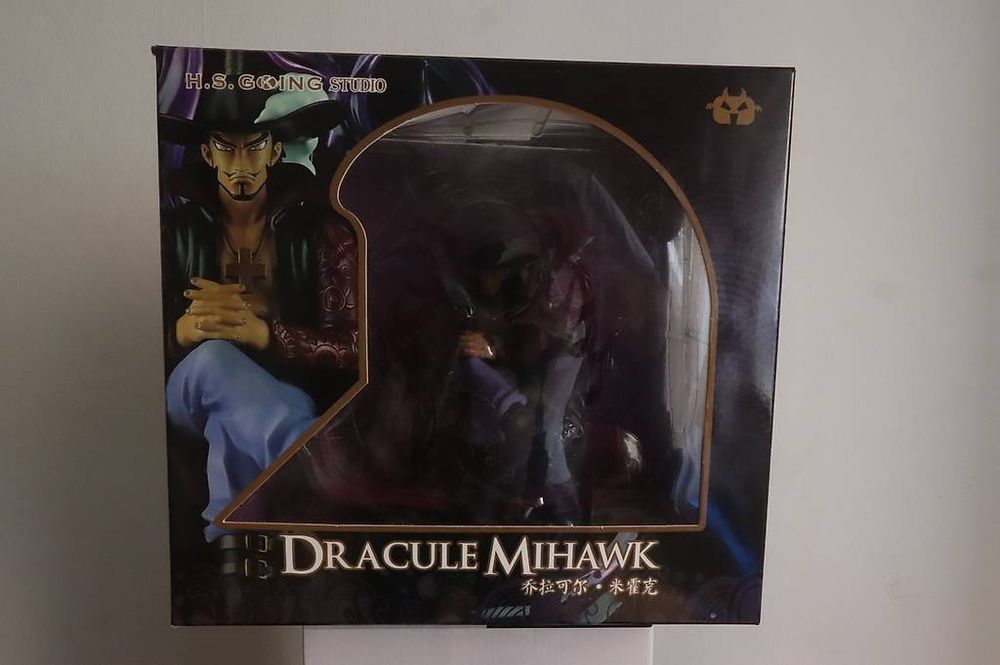 STATUETTE DRACULE MIHAWK (One Piece) (Neu und originalverpackt) in Vevey für CHF 22 – nur ...