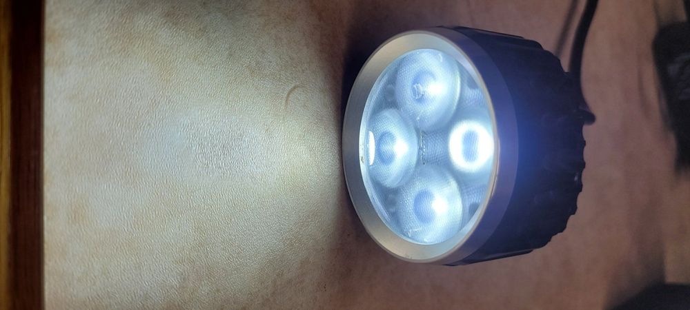 Hope Vision 4 Led Bike Helm/ Stirn Lampe | Kaufen auf Ricardo