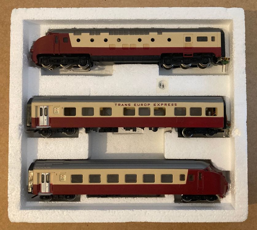 märklin 3071-Trans Europ Express-SBB Ram TEE I -AC-H0-defekt (Defekt ...