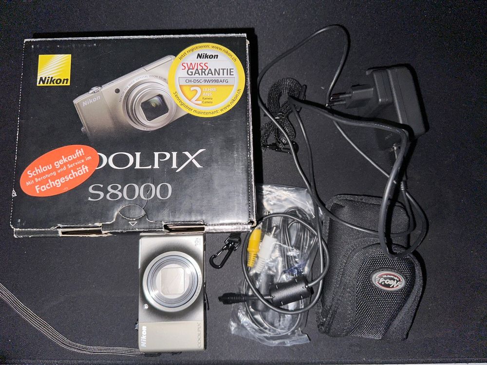 Nikon Coolpix s8000 mit Zubehör (Gebraucht) in Erstfeld für CHF 20 ...
