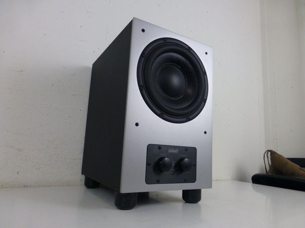 Nubert SM‑251 (AW‑560) aktiver Subwoofer, (Gebraucht) in Fahrweid für ...