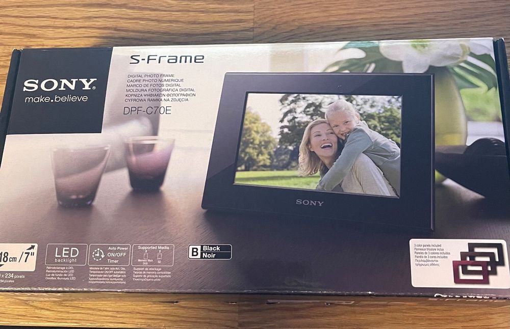 Sony Digital Photo Frame (Neu und originalverpackt) in Kloten für CHF ...