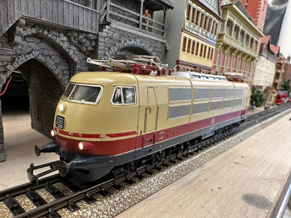 Märklin 3054 DB BR 103 TEE (Gebraucht) in Lupsingen für CHF 99 – nur ...