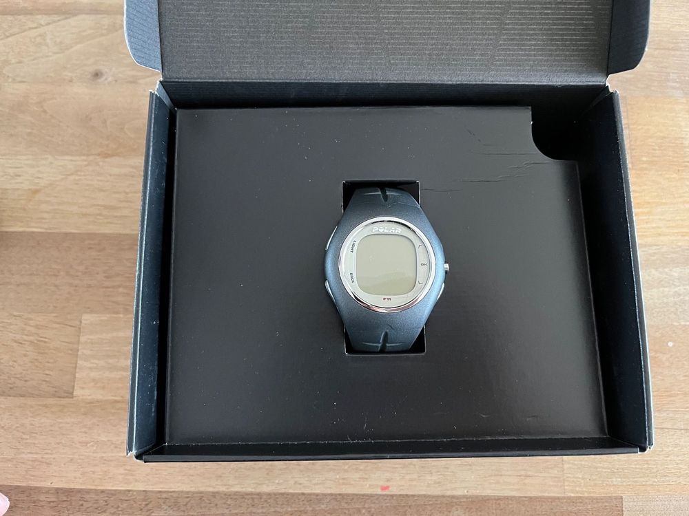Pulsuhr POLAR F11 (Gebraucht) in Russikon für CHF 1 – mit Lieferung auf ...