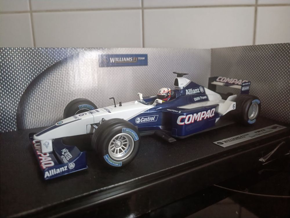 Williams F1 Team Montoya FW24 Formel 1 2001 1/18 NEU/OVP (Neu (gemäss ...