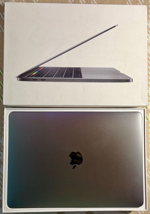 MacBook Pro 13 Touch Bar A1989 Defekt (#C8) (Defekt) in Delémont für ...