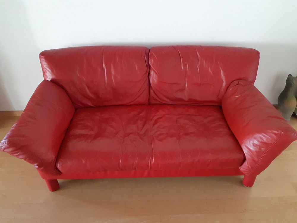 Leder-Sofa rot (Gebraucht) in Aadorf für CHF 50 – nur Abholung auf Ricardo kaufen