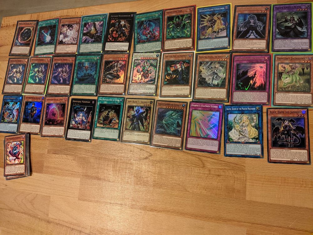 Kleine Yugioh Sammlung #4 (Yu-Gi-Oh) inkl. Collectors Rare | Acheter ...