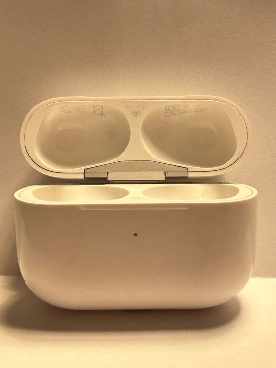 Airpod Pro (1. Gen) case (Gebraucht) in für CHF 50 – mit Lieferung auf ...