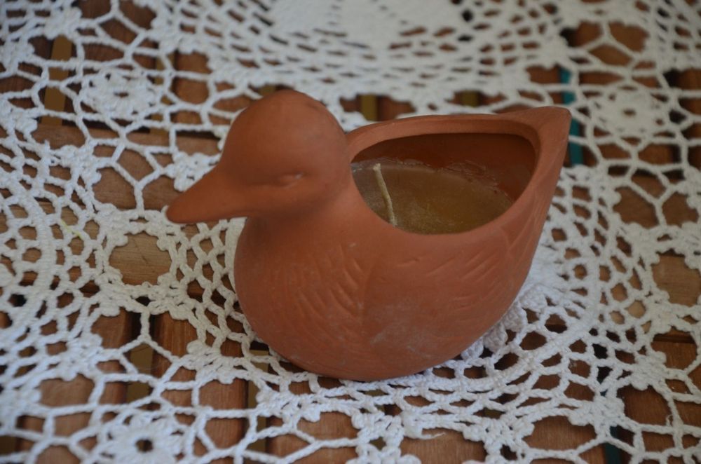 KERZE ENTE TON - DEKO OSTERN (Gebraucht) in Chiasso für CHF 1 – mit ...